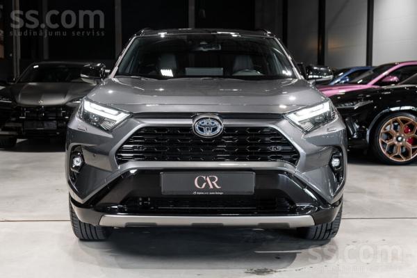 Pelēks Toyota RAV4 2024 Rīga, ar dzinēja tilpumu 2.50 L un nobraukumu 33 tūkst. km par 40500 €, foto 2 vietnē AUTOMOTO.COM.LV