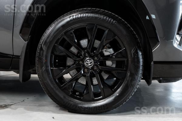 Pelēks Toyota RAV4 2024 Rīga, ar dzinēja tilpumu 2.50 L un nobraukumu 33 tūkst. km par 40500 €, foto 7 vietnē AUTOMOTO.COM.LV