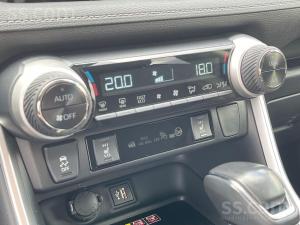 Серый Тойота РАВ 4 2024 в Рига, объемом двигателя 2.50 л и пробегом 48 тыс. км за 38990 €, фото 16 на AUTOMOTO.COM.LV