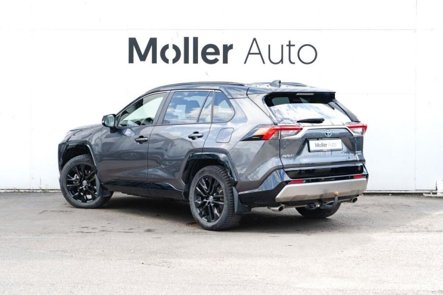 Pelēks Toyota RAV4 2024 Rīga, ar dzinēja tilpumu 2.50 L un nobraukumu 89 tūkst. km par 35850 €, foto 4 vietnē AUTOMOTO.COM.LV