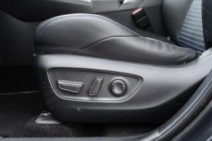Pelēks Toyota RAV4 2024 Rīga, ar dzinēja tilpumu 2.50 L un nobraukumu 89 tūkst. km par 35850 €, foto 10 vietnē AUTOMOTO.COM.LV