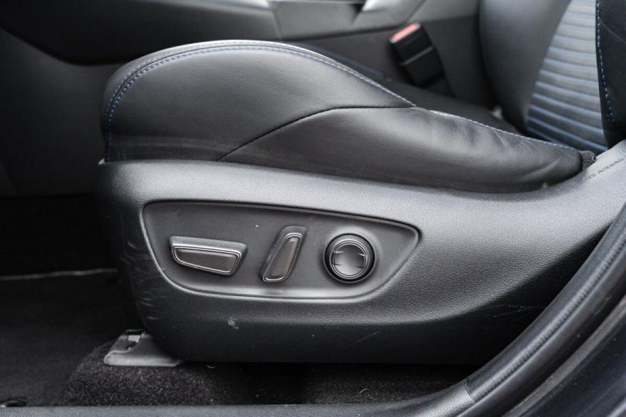 Pelēks Toyota RAV4 2024 Rīga, ar dzinēja tilpumu 2.50 L un nobraukumu 89 tūkst. km par 35850 €, foto 10 vietnē AUTOMOTO.COM.LV