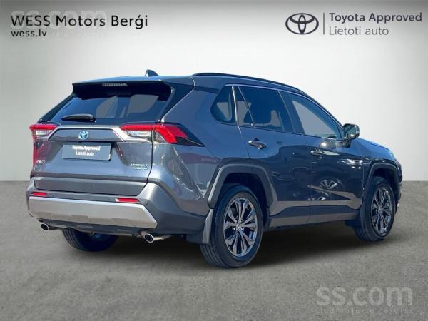 Pelēks Toyota RAV4 2024 Rīga, ar dzinēja tilpumu 2.50 L un nobraukumu 57 tūkst. km par 38990 €, foto 2 vietnē AUTOMOTO.COM.LV