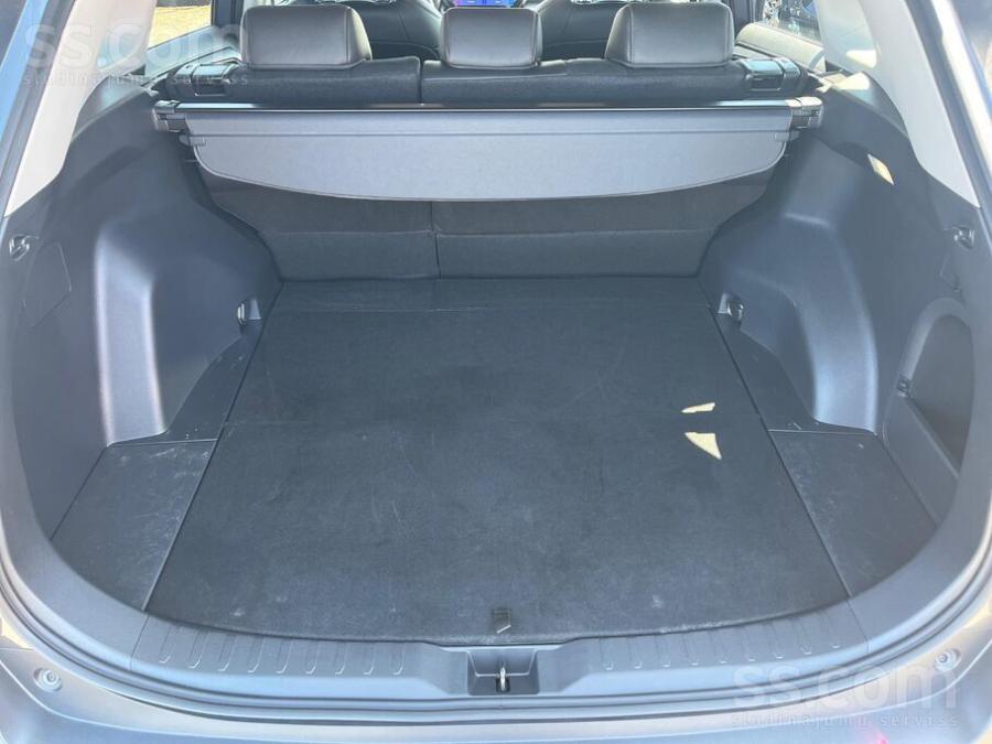 Pelēks Toyota RAV4 2024 Rīga, ar dzinēja tilpumu 2.50 L un nobraukumu 57 tūkst. km par 38990 €, foto 11 vietnē AUTOMOTO.COM.LV