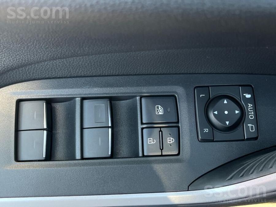 Pelēks Toyota RAV4 2024 Rīga, ar dzinēja tilpumu 2.50 L un nobraukumu 57 tūkst. km par 38990 €, foto 21 vietnē AUTOMOTO.COM.LV