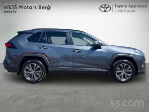 Pelēks Toyota RAV4 2024 Rīga, ar dzinēja tilpumu 2.50 L un nobraukumu 57 tūkst. km par 38990 €, foto 25 vietnē AUTOMOTO.COM.LV