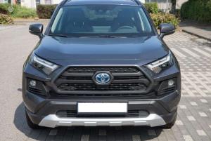 Grey Toyota RAV4 2024 in Vilnius, with an engine capacity of 2.49 L and mileage of 20 thousand km for 33950 €, photo 7 on AUTOMOTO.COM.LV