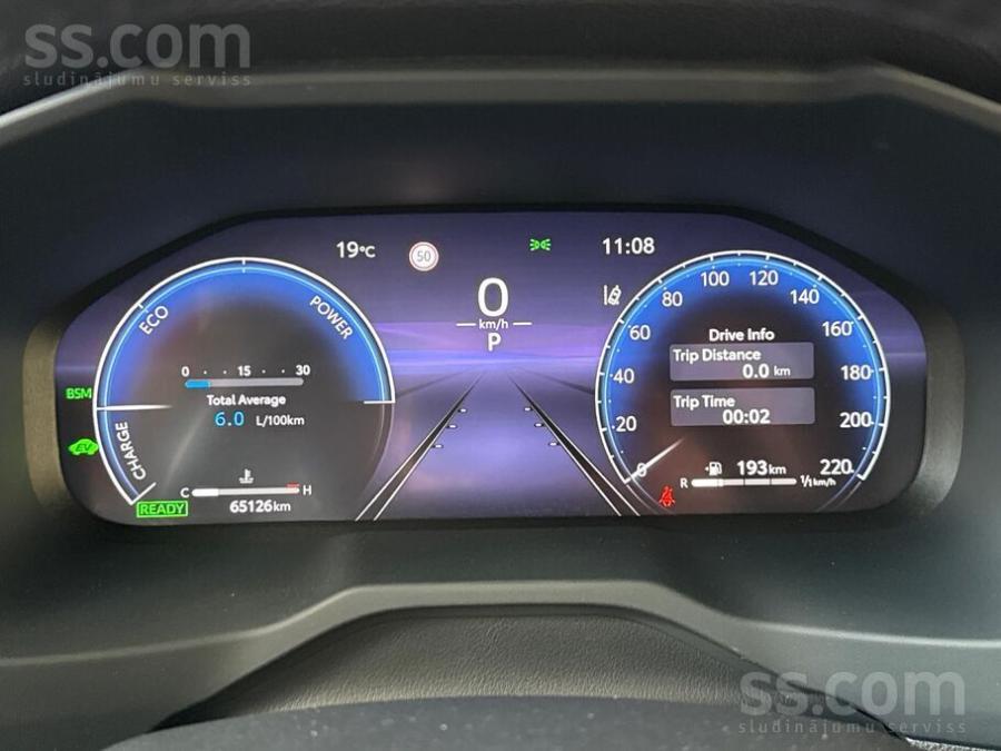 Pelēks Toyota RAV4 2024 Rīga, ar dzinēja tilpumu 2.50 L un nobraukumu 65 tūkst. km par 35990 €, foto 14 vietnē AUTOMOTO.COM.LV