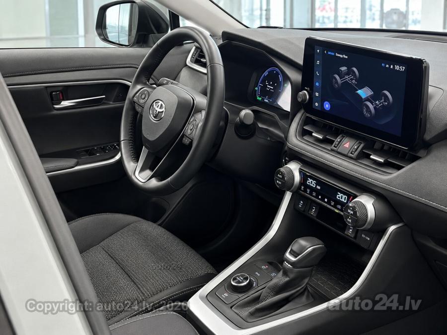 Grey Toyota RAV4 2024 in Tallinn, with an engine capacity of 2.50 L and mileage of 51 thousand km for 34990 €, photo 12 on AUTOMOTO.COM.LV