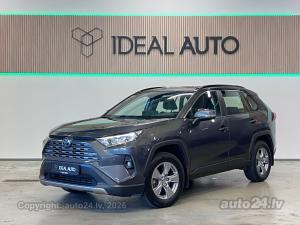 Pelēks Toyota RAV4 2024 Tallina, ar dzinēja tilpumu 2.50 L un nobraukumu 39 tūkst. km par 34990 €, foto  vietnē AUTOMOTO.COM.LV