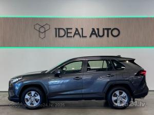 Pelēks Toyota RAV4 2024 Tallina, ar dzinēja tilpumu 2.50 L un nobraukumu 39 tūkst. km par 34990 €, foto 3 vietnē AUTOMOTO.COM.LV