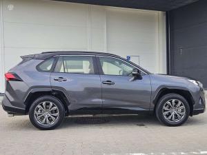 Pelēks Toyota RAV4 2024 Viļņa, ar dzinēja tilpumu 2.49 L un nobraukumu 6 tūkst. km par 33500 €, foto 9 vietnē AUTOMOTO.COM.LV