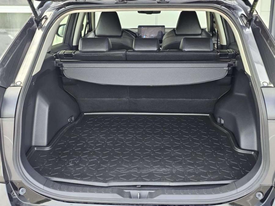 Pelēks Toyota RAV4 2024 Viļņa, ar dzinēja tilpumu 2.49 L un nobraukumu 6 tūkst. km par 33500 €, foto 14 vietnē AUTOMOTO.COM.LV