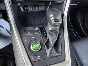 Pelēks Toyota RAV4 2024 Viļņa, ar dzinēja tilpumu 2.49 L un nobraukumu 6 tūkst. km par 33500 €, foto 33 vietnē AUTOMOTO.COM.LV
