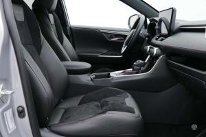 Grey Toyota RAV4 2024 in Vilnius, with an engine capacity of 2.49 L and mileage of 29 thousand km for 42900 €, photo 10 on AUTOMOTO.COM.LV