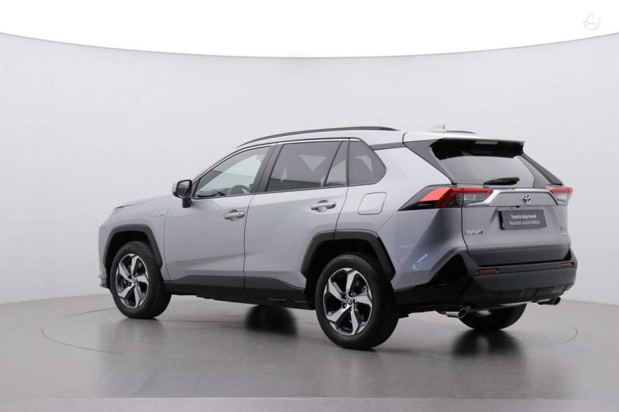 Grey Toyota RAV4 2024 in Vilnius, with an engine capacity of 2.49 L and mileage of 29 thousand km for 42900 €, photo 19 on AUTOMOTO.COM.LV
