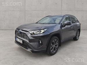 Grey Toyota RAV4 2024 in Riga, with an engine capacity of 2.50 L and mileage of 30 thousand km for 33800 €, photo  on AUTOMOTO.COM.LV