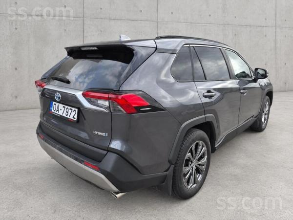 Тойота РАВ 4 2024 в Рига на AUTOMOTO.COM.LV Серый Тойота РАВ 4 2024 в Рига, объемом двигателя 2.50 л и пробегом 30 тыс. км за 33800 €, фото 4 на AUTOMOTO.COM.LV