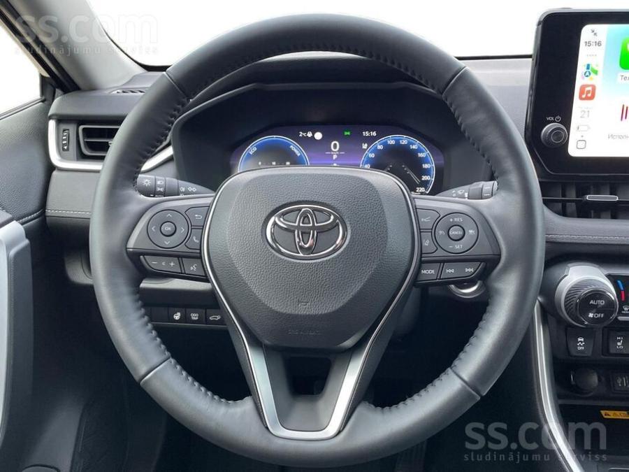 Pelēks Toyota RAV4 2024 Rīga, ar dzinēja tilpumu 2.50 L un nobraukumu 10 tūkst. km par 36590 €, foto 13 vietnē AUTOMOTO.COM.LV