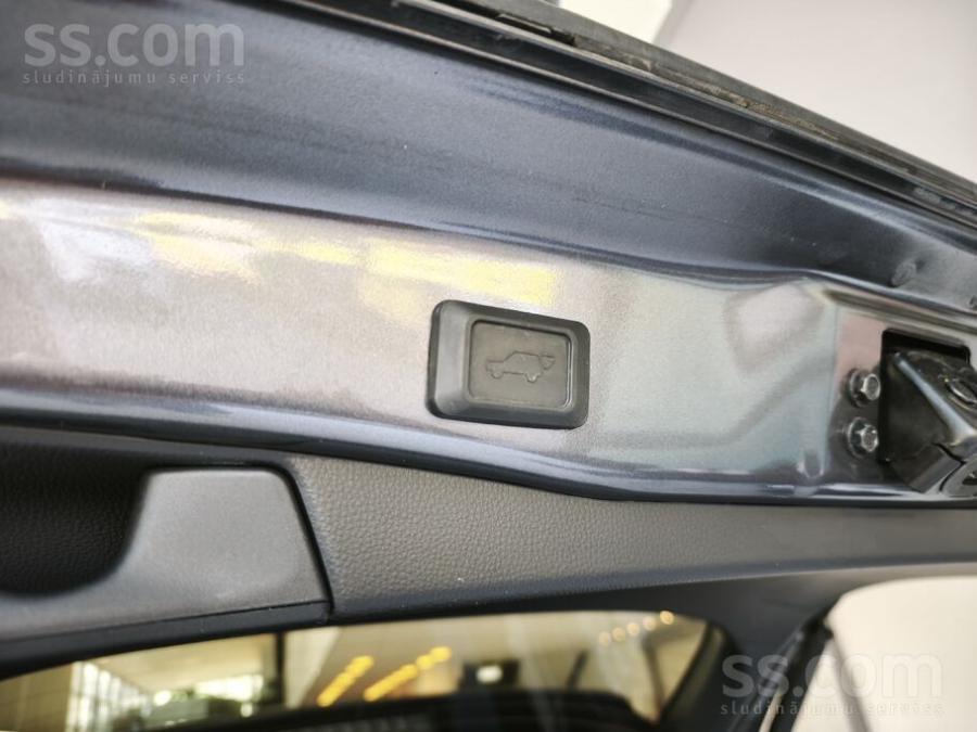 Pelēks Toyota RAV4 2024 Rīga, ar dzinēja tilpumu 2.50 L un nobraukumu 51 tūkst. km par 32900 €, foto 10 vietnē AUTOMOTO.COM.LV