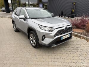 Pelēks Toyota RAV4 2024 Kauņa, ar dzinēja tilpumu 2.50 L un nobraukumu 35 tūkst. km par 32300 €, foto 9 vietnē AUTOMOTO.COM.LV