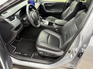 Pelēks Toyota RAV4 2024 Kauņa, ar dzinēja tilpumu 2.50 L un nobraukumu 35 tūkst. km par 32300 €, foto 12 vietnē AUTOMOTO.COM.LV