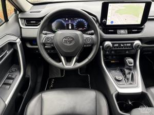 Pelēks Toyota RAV4 2024 Kauņa, ar dzinēja tilpumu 2.50 L un nobraukumu 35 tūkst. km par 32300 €, foto 14 vietnē AUTOMOTO.COM.LV