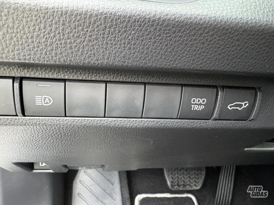 Pelēks Toyota RAV4 2024 Kauņa, ar dzinēja tilpumu 2.50 L un nobraukumu 35 tūkst. km par 32300 €, foto 17 vietnē AUTOMOTO.COM.LV