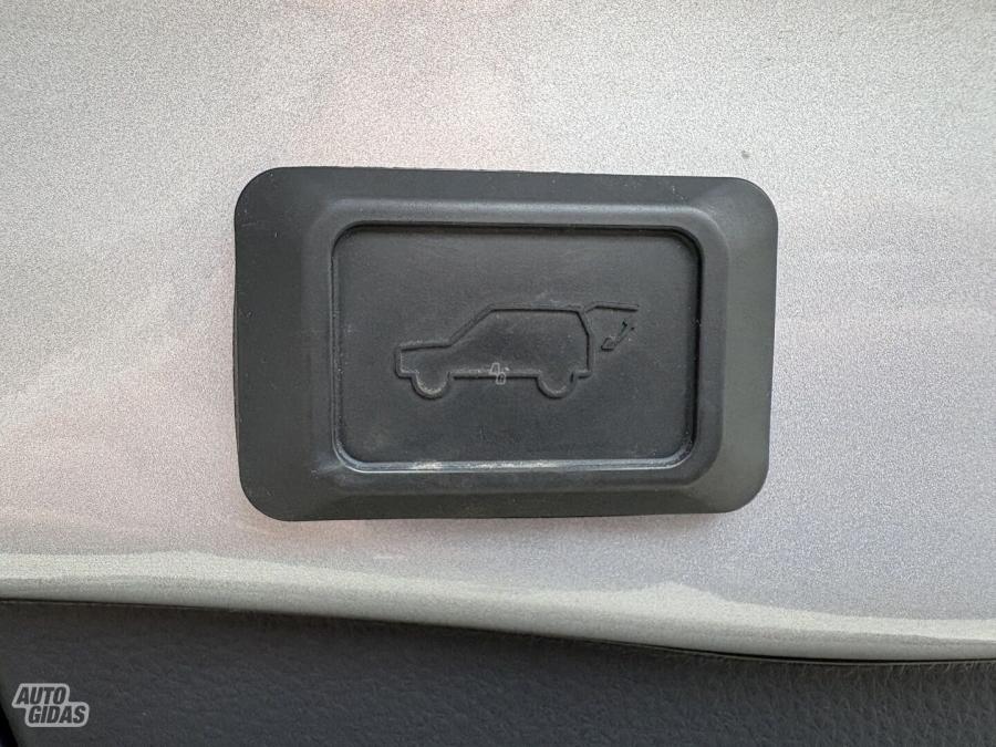 Pelēks Toyota RAV4 2024 Kauņa, ar dzinēja tilpumu 2.50 L un nobraukumu 35 tūkst. km par 32300 €, foto 24 vietnē AUTOMOTO.COM.LV