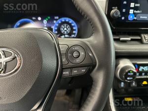 Pelēks Toyota RAV4 2025 Jēkabpils, ar dzinēja tilpumu 2.50 L un nobraukumu 21 tūkst. km par 35300 €, foto 12 vietnē AUTOMOTO.COM.LV
