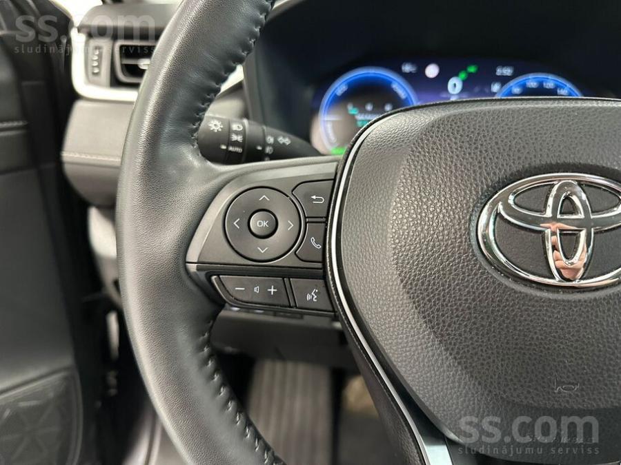 Pelēks Toyota RAV4 2025 Jēkabpils, ar dzinēja tilpumu 2.50 L un nobraukumu 21 tūkst. km par 35300 €, foto 13 vietnē AUTOMOTO.COM.LV