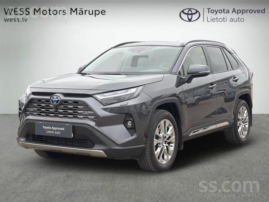 Grey Toyota RAV4 2025 in Riga, with an engine capacity of 2.50 L and mileage of 2 thousand km for 49990 €, photo 1 on AUTOMOTO.COM.LV
