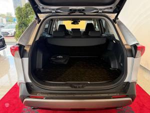 Pelēks Toyota RAV4 2025 Šauļi, ar dzinēja tilpumu 2.49 L un nobraukumu 17 tūkst. km par 38500 €, foto 6 vietnē AUTOMOTO.COM.LV