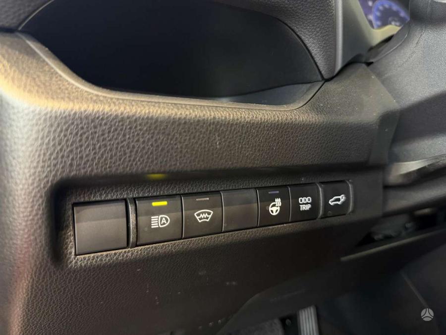 Pelēks Toyota RAV4 2025 Šauļi, ar dzinēja tilpumu 2.49 L un nobraukumu 17 tūkst. km par 38500 €, foto 17 vietnē AUTOMOTO.COM.LV