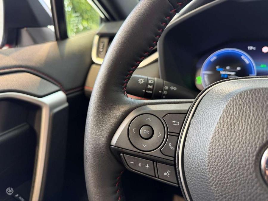 Pelēks Toyota RAV4 2025 Šauļi, ar dzinēja tilpumu 2.49 L un nobraukumu 26 tūkst. km par 46900 €, foto 17 vietnē AUTOMOTO.COM.LV