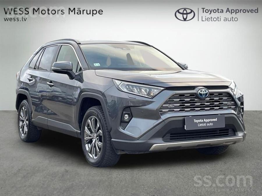 Grey Toyota RAV4 2025 in Riga, with an engine capacity of 2.50 L and mileage of 11 thousand km for 38990 €, photo 19 on AUTOMOTO.COM.LV