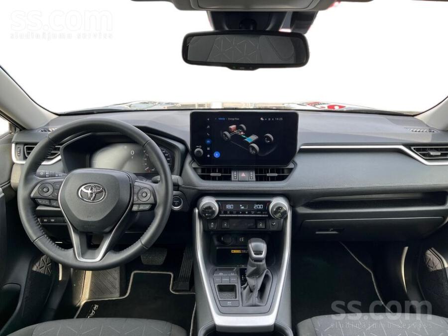 Pelēks Toyota RAV4 2025 Rīga, ar dzinēja tilpumu 2.50 L un nobraukumu 23 tūkst. km par 37990 €, foto 9 vietnē AUTOMOTO.COM.LV