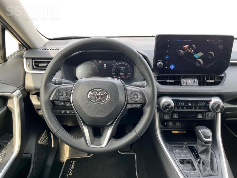 Pelēks Toyota RAV4 2025 Rīga, ar dzinēja tilpumu 2.50 L un nobraukumu 23 tūkst. km par 37990 €, foto 10 vietnē AUTOMOTO.COM.LV