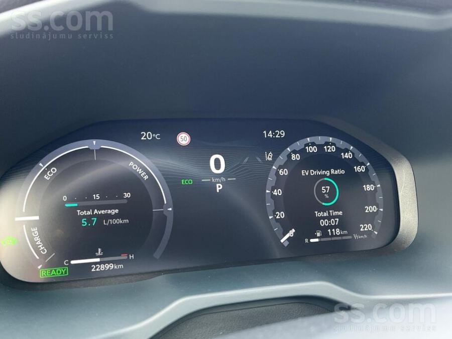 Pelēks Toyota RAV4 2025 Rīga, ar dzinēja tilpumu 2.50 L un nobraukumu 23 tūkst. km par 37990 €, foto 14 vietnē AUTOMOTO.COM.LV