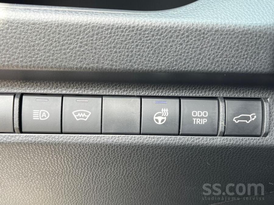 Pelēks Toyota RAV4 2025 Rīga, ar dzinēja tilpumu 2.50 L un nobraukumu 23 tūkst. km par 37990 €, foto 20 vietnē AUTOMOTO.COM.LV