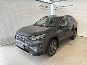 Серый Тойота РАВ 4 2025 в Вентспилс, объемом двигателя 2.50 л и пробегом 6 тыс. км за 37800 €, фото  на AUTOMOTO.COM.LV