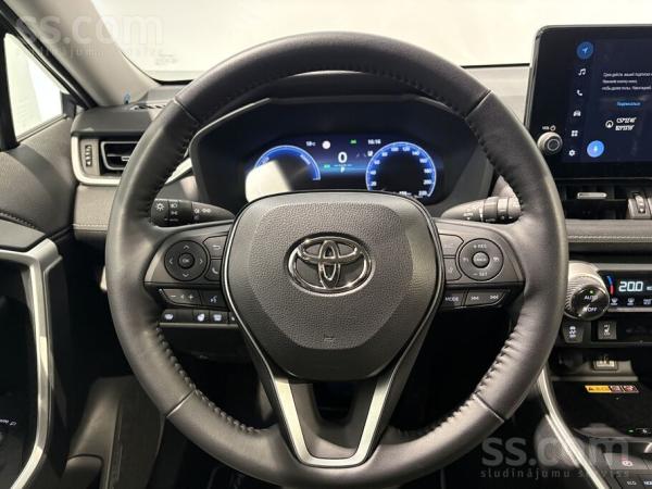 Grey Toyota RAV4 2025 in Ventspils, with an engine capacity of 2.50 L and mileage of 6 thousand km for 37800 €, photo 9 on AUTOMOTO.COM.LV