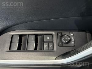 Pelēks Toyota RAV4 2025 Ventspils, ar dzinēja tilpumu 2.50 L un nobraukumu 6 tūkst. km par 37800 €, foto 11 vietnē AUTOMOTO.COM.LV