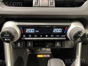 Pelēks Toyota RAV4 2025 Ventspils, ar dzinēja tilpumu 2.50 L un nobraukumu 6 tūkst. km par 37800 €, foto 16 vietnē AUTOMOTO.COM.LV