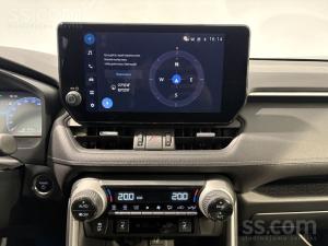 Pelēks Toyota RAV4 2025 Ventspils, ar dzinēja tilpumu 2.50 L un nobraukumu 6 tūkst. km par 37800 €, foto 18 vietnē AUTOMOTO.COM.LV
