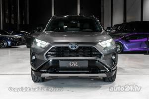 Pelēks Toyota RAV4 2025 Rīga, ar dzinēja tilpumu 2.50 L un nobraukumu 11 tūkst. km par 37990 €, foto 3 vietnē AUTOMOTO.COM.LV