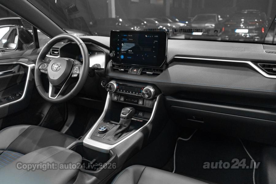 Pelēks Toyota RAV4 2025 Rīga, ar dzinēja tilpumu 2.50 L un nobraukumu 11 tūkst. km par 37990 €, foto 14 vietnē AUTOMOTO.COM.LV