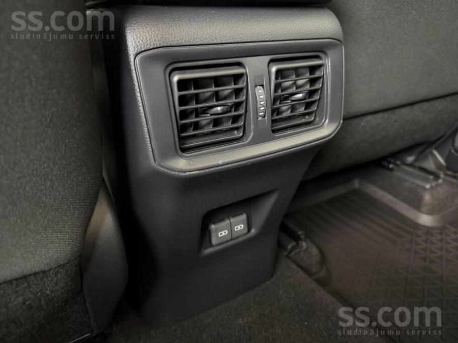 Pelēks Toyota RAV4 2025 Rīga, ar dzinēja tilpumu 2.50 L un nobraukumu 19 tūkst. km par 38800 €, foto 11 vietnē AUTOMOTO.COM.LV