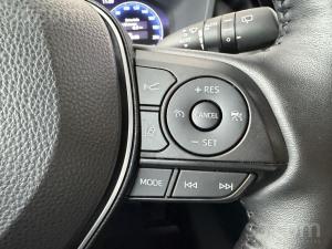 Pelēks Toyota RAV4 2025 Rīga, ar dzinēja tilpumu 2.50 L un nobraukumu 19 tūkst. km par 38800 €, foto 17 vietnē AUTOMOTO.COM.LV