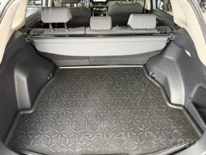 Pelēks Toyota RAV4 2025 Rīga, ar dzinēja tilpumu 2.50 L un nobraukumu 19 tūkst. km par 38800 €, foto 26 vietnē AUTOMOTO.COM.LV